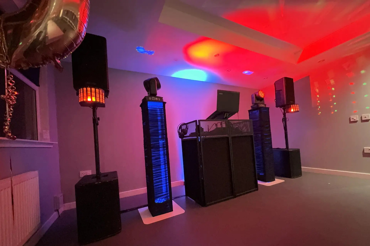 DODJ Entertainment, Motherwell | DJs / Discos | Confetti