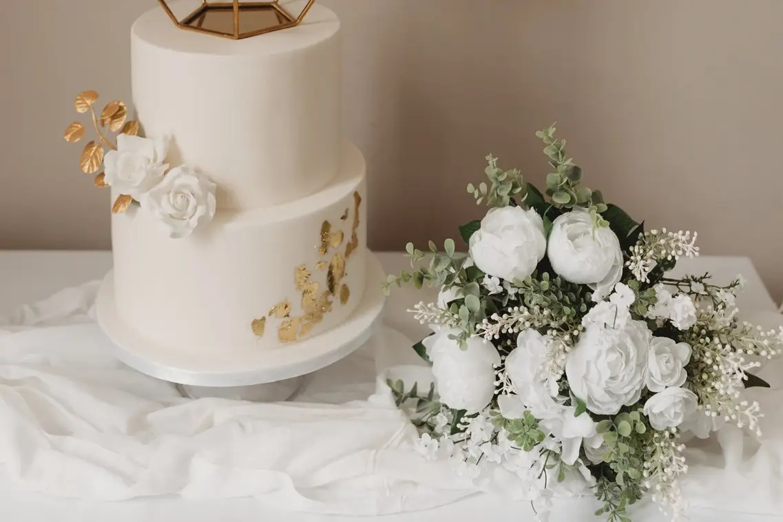 Primrose Cakes, Ipswich | Wedding Cakes | Confetti