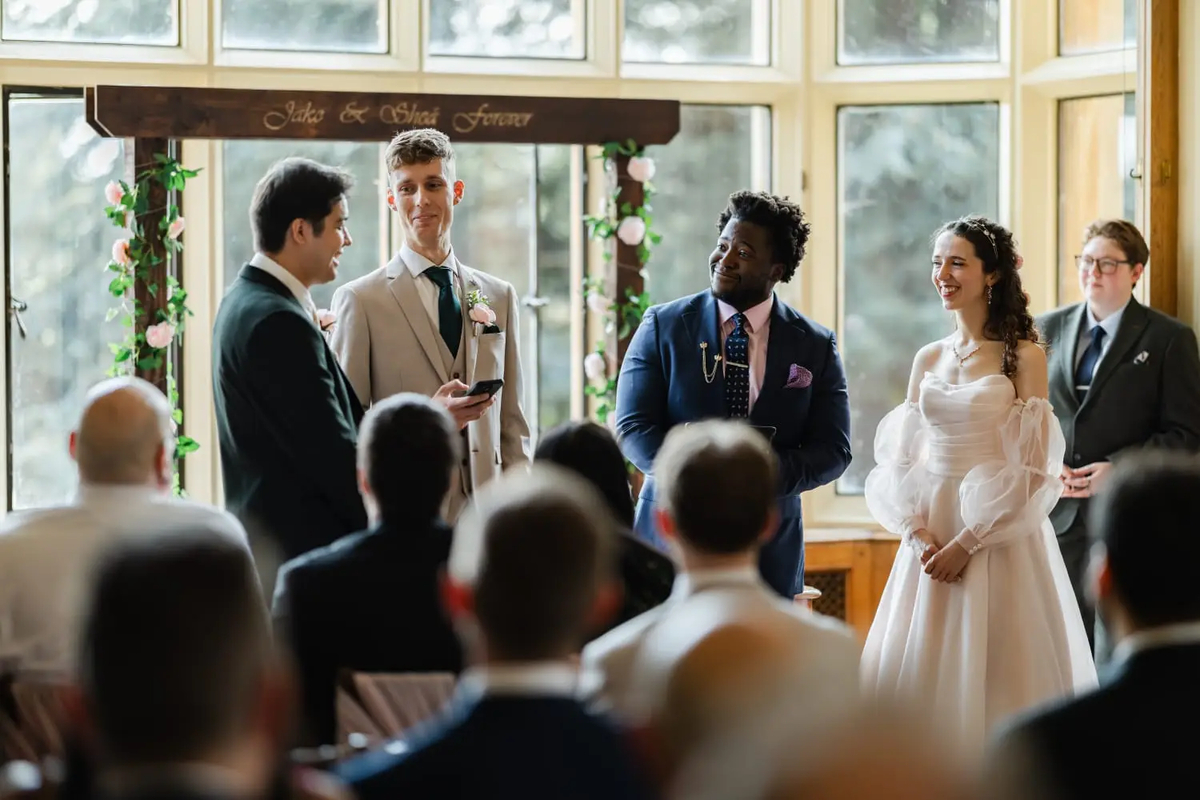 Uncle Charlie MC, Clent | Wedding Toastmasters | Confetti