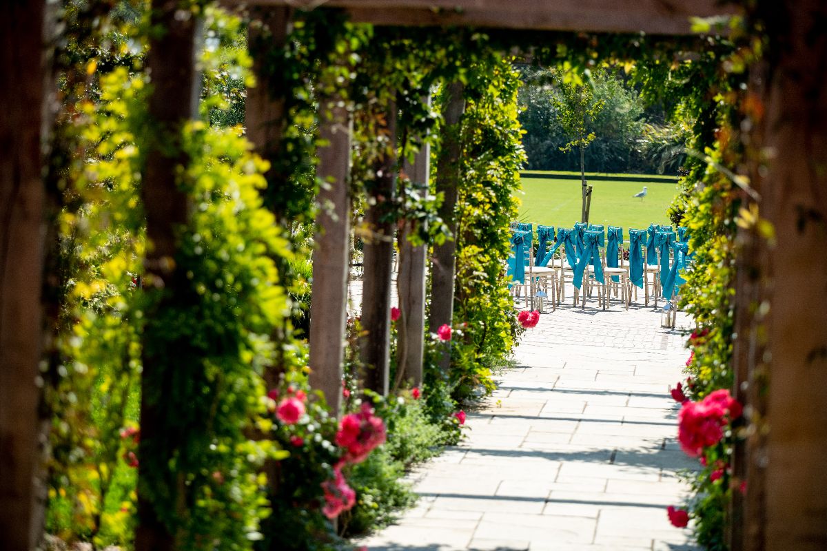 Field Place Manor House & Barns, Worthing | Wedding Venues | Confetti